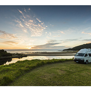 Mighty Double Down Campervan – 4 Berth