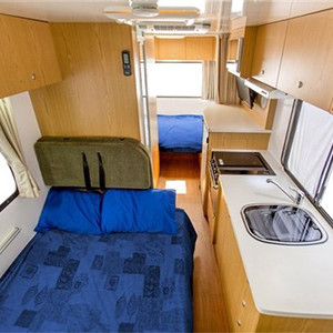 Apollo Euro Deluxe Motorhome – 6 Berth