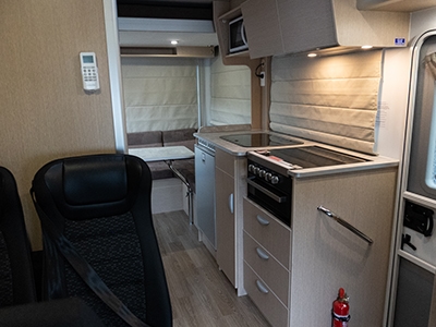 Apollo Euro Quest Motorhome – 4 Berth